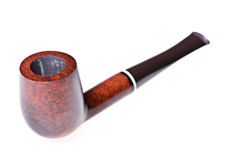 Choosing the Perfect Pipe: An In-depth Review - Happy Smoking