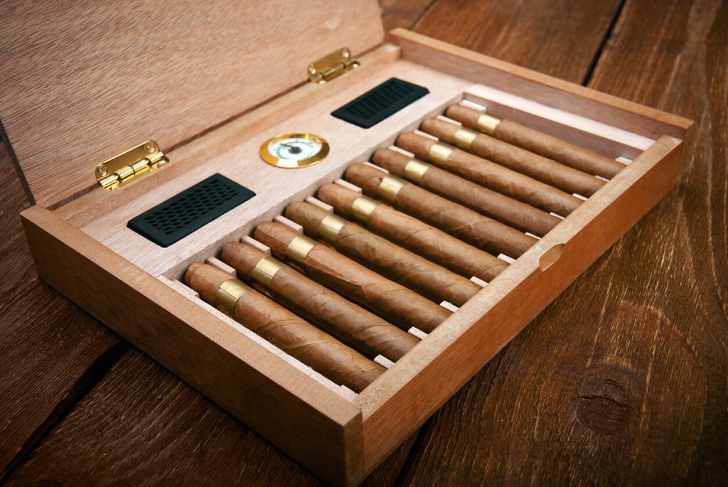 Seasoning Your Humidor: Step-by-Step Instructions for Beginners - Happy ...